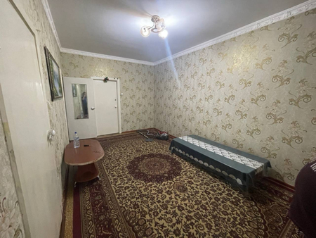 -Чил 8-квартал 2-ком 1-этаж 4-этаж 50кв.м Зеркалка
