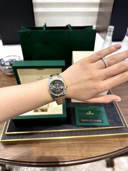NEW Rolex Datejust 36mm Steel and Yellow Gold 126233