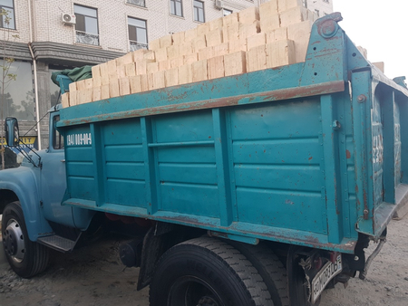 Zil 130 sotiladi