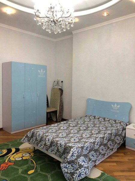 Метро Ойбек 4х комн 3 спальня 3 ванная тарас шевченко