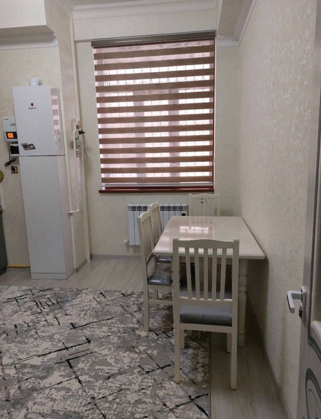 Сдаётся В Аренду В М.Улугбекском р-не ЯЛАНГАЧ 3_7_9 100м2 С Мебелью