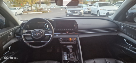 Продажа машина HYUNDAI ELANTRA