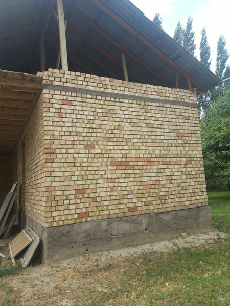 Ховли уй сотилади