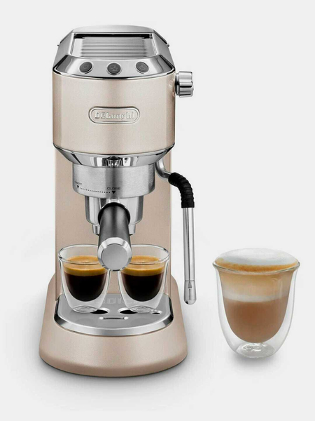 Рожковая Кофеварка DeLonghi EC 885.BG новая с первых рук без переплат.