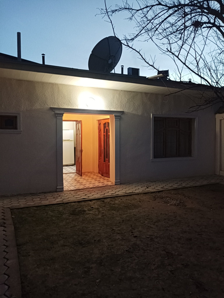 1 honali hovli ijaraga beriladi
