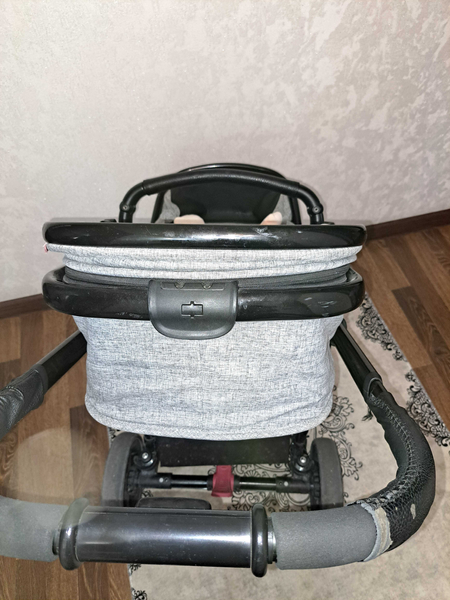 Продаётся КОЛЯСКА детская