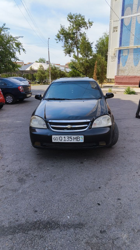 Ласетти 1,6 сотилади
