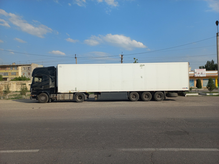 Фура сотилади Scania