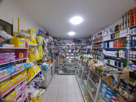 Чирчик. Продается магазин 4 мкр.