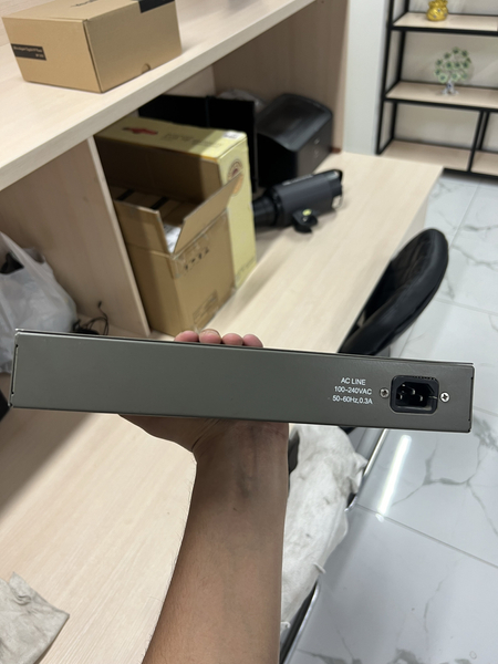 TP-link TL-SF1024