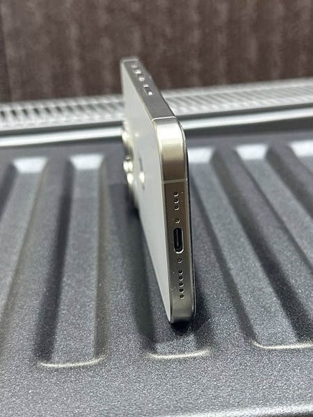 Iphone 15 pro 256 айфон про