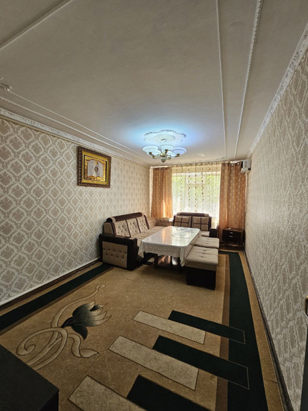 Срочно продаётся 3х комнотная квартир. Микрораён. Можно в Ипотека 70м2