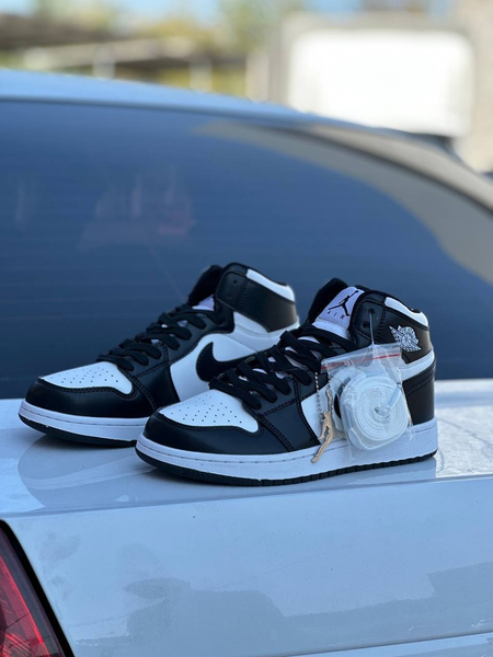 Nike Air Jordan 1