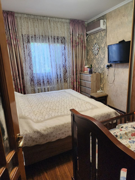 Продается квартира 4/3/5 100м2. Ор Авиагородок, аэропорт.
