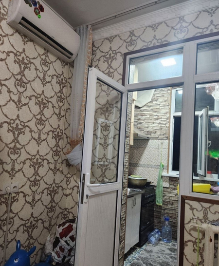 \Чилонзор,Цкв.Яхши,Холатда,1*2 Клинган.5 етаж,Ар,Райхон оркасида.