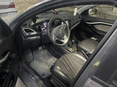 Lada vesta sw cross 1.8 2019 lux multimedia