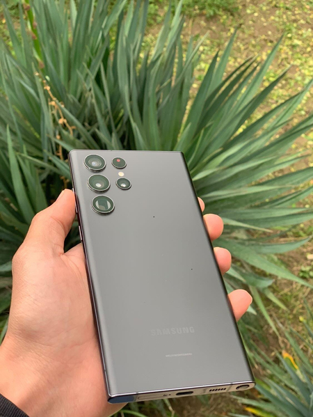 SAMSUNG S22 ultira