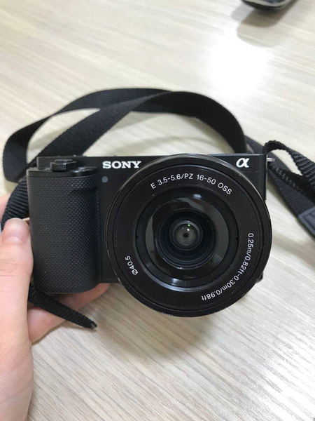 Sony ZV-E10 Топ камера для блога