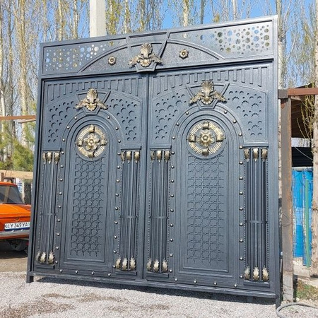 Namangan_temir_darvozalar