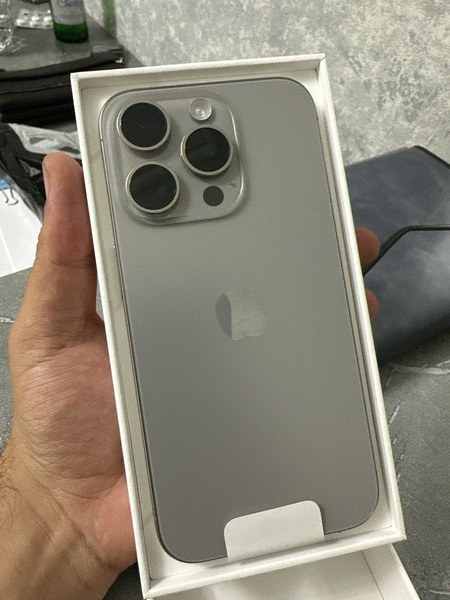 iPhone 15 pro, 128 GB