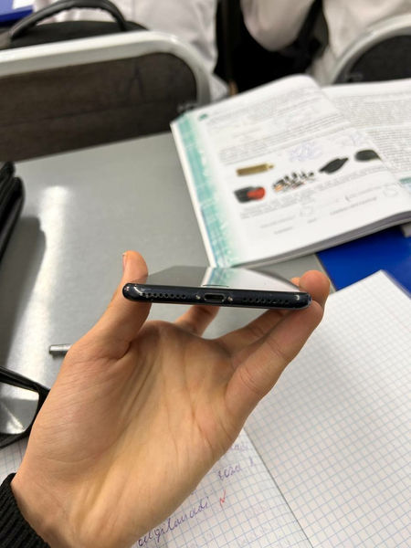 Iphone 7+ jet black