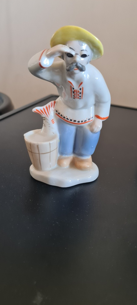 Продаю Статуэтки