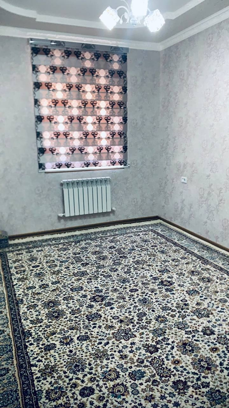 Qvartira  sotildi Bozor oldida