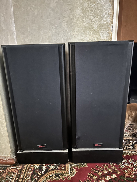 Продам колонки Art audio H150