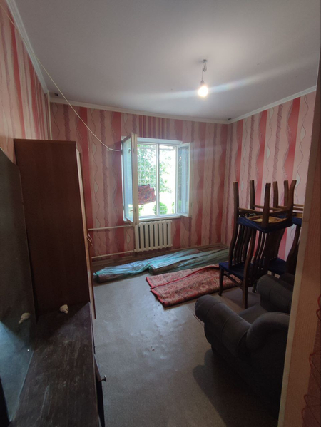 Arenda 2 xona Sergeli 8 ,1-etaj