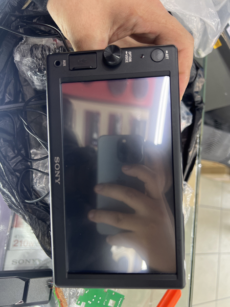 Sony xav-ax1000 bu xolati zor