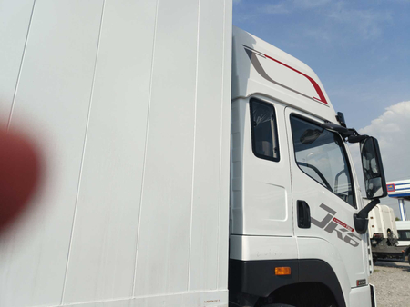 Фургон FAW x2 спальный 2 хил узунликта (8,6-7,5) Isuzu FAW