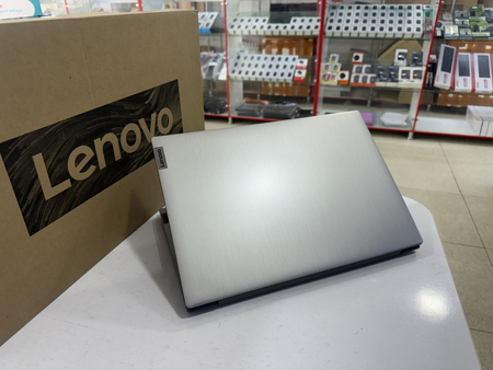 Lenovo core i5 full komplektda karobka dokumentlari bilan