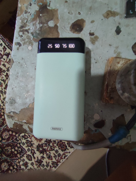 Powerbank sotiladi