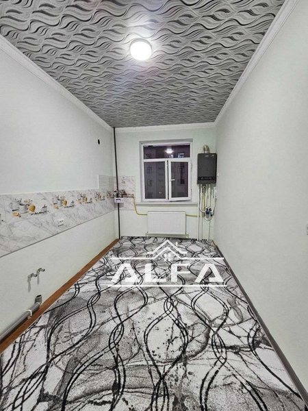 2 xonali 65m² 3-qavat sotiladi.