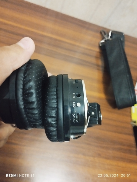 Naushnik bluetooth