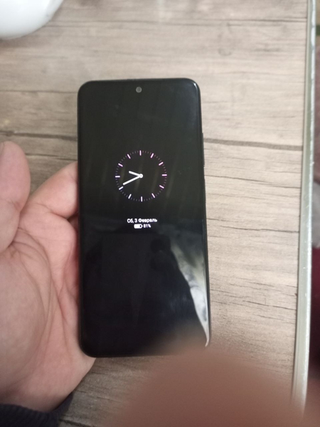 Srocna sotiladi redmi not 11