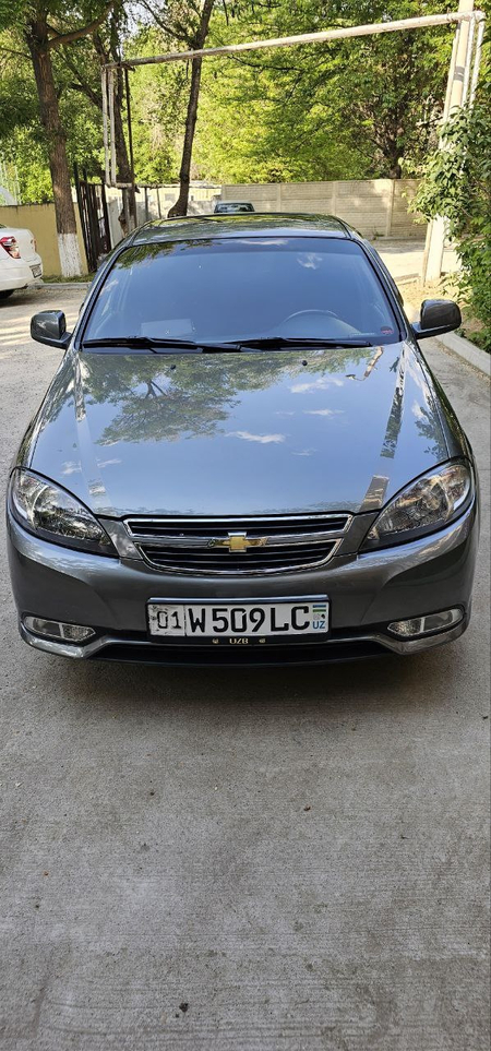Gentra 2014 Automatic