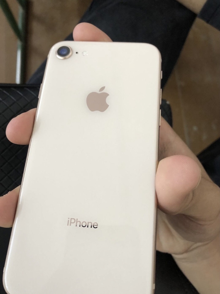 Iphone 8 gold ideal