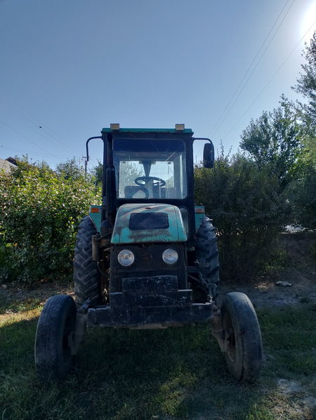 Traktor TTZ xachir 2004