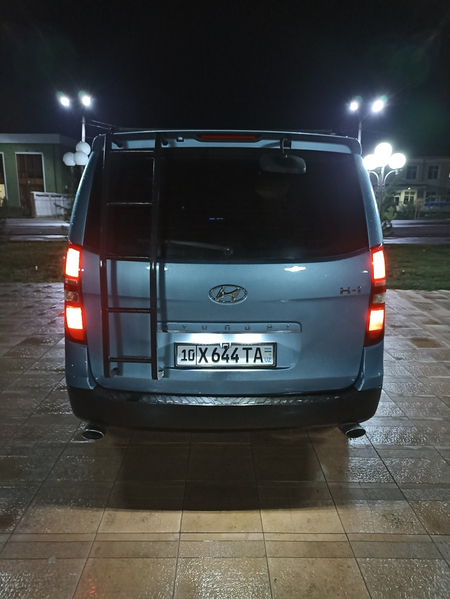 Hyundai H1 Oʻzbekiston boʻylab sayohat