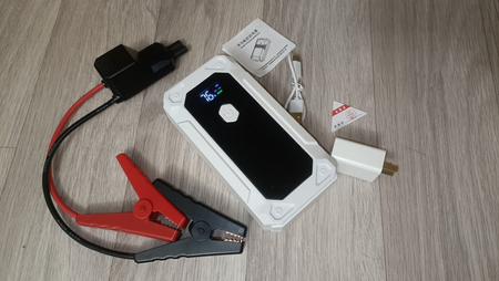 Powerbank  moshina akumlyator zaryad qiberadi