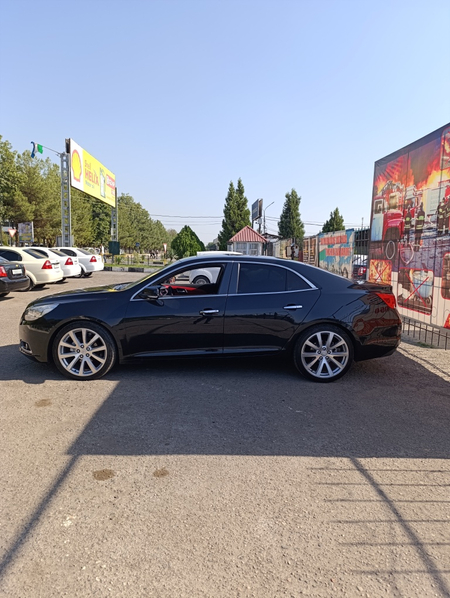 Продаю свою авто Малибу 1 состояние хорошая цвет черный