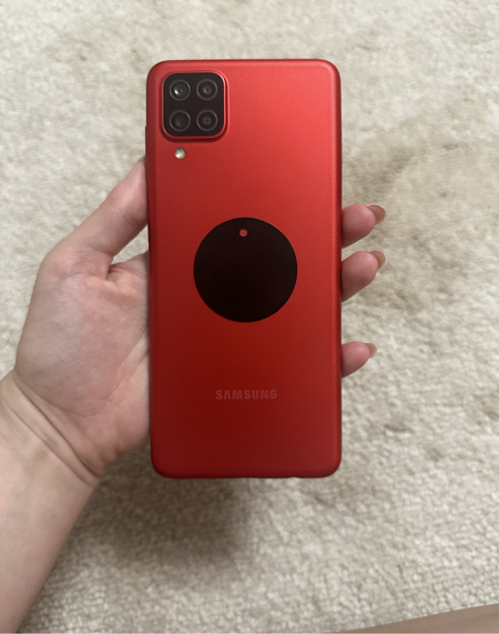 Samsung A12 красный в отличном состоянии