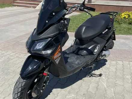 Продам самурай скутер новый