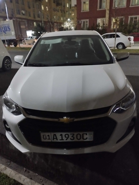 Onix prodaetsya mexanika 3lt