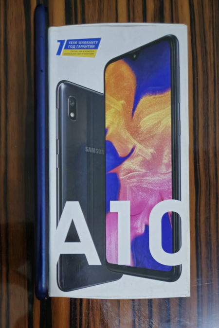 Продается Samsung Galaxy A10 32GB\\nСостояние отличное\\nПамять 32гб\\nНичег