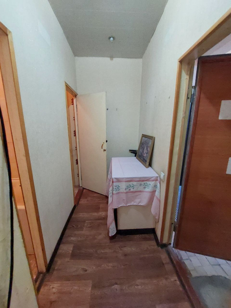 Продаю Квартиру Яшнабадский р-он Слонима-1. 1-ком 2-этаж 4-этажном Дом