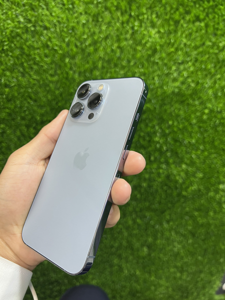 iPhone 13 pro.