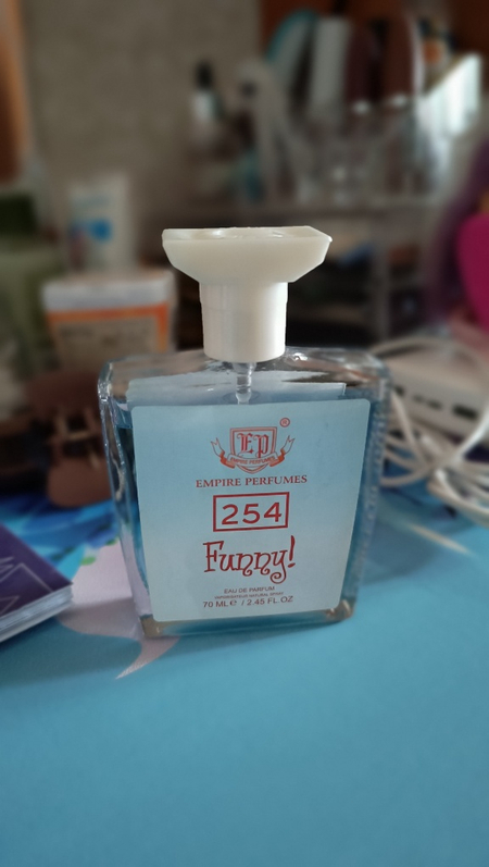 Empire perfumes 254 Moschino Funny