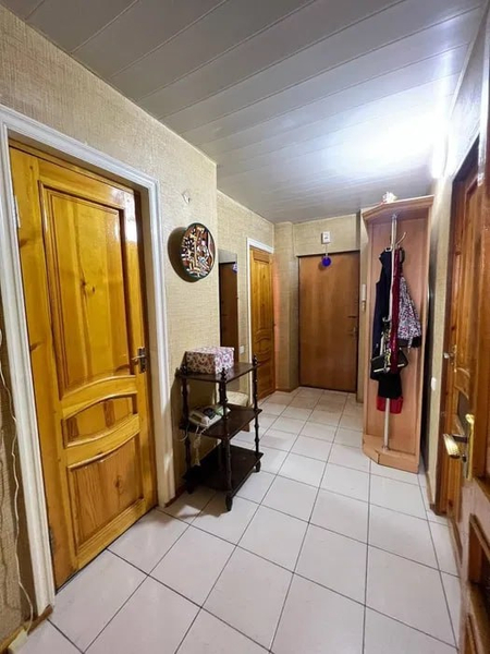 Бобура 2/7/8 Хороший ремонт, локация, пл.65м2